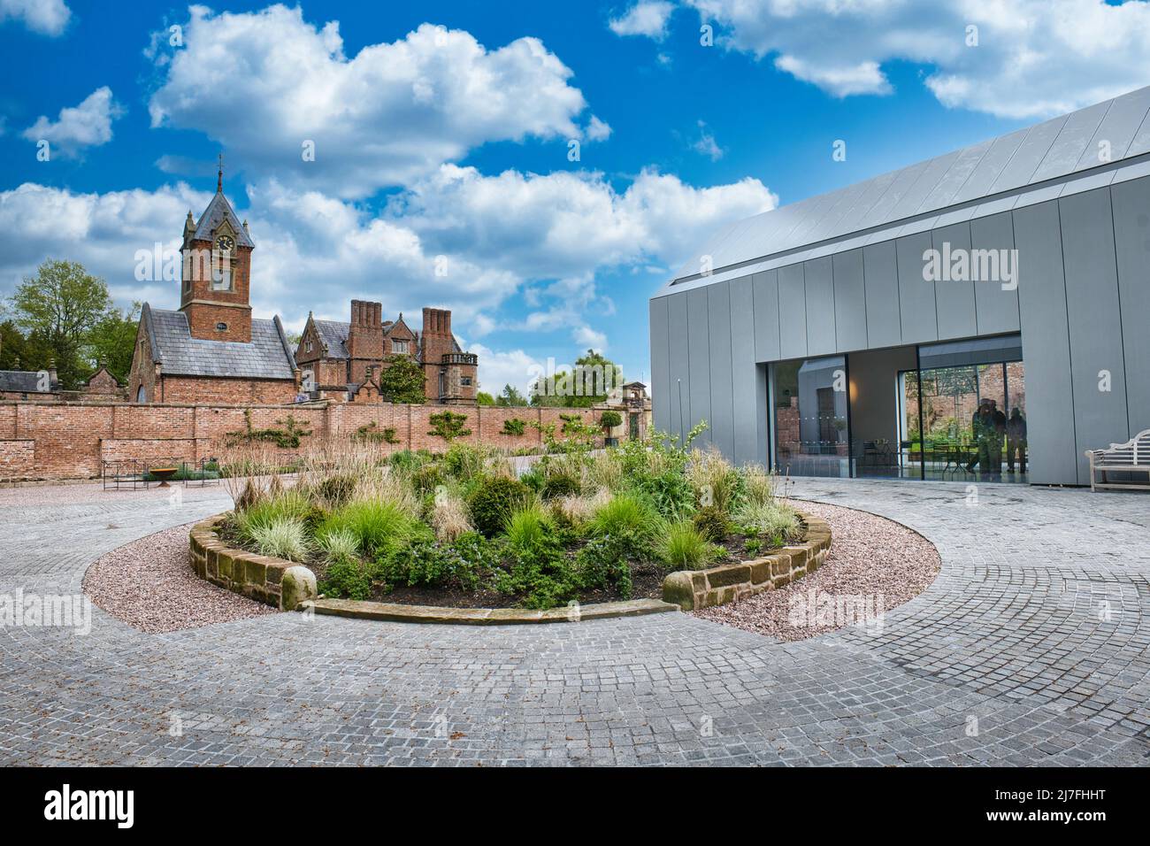 Event building hi-res stock photography and images - Alamy