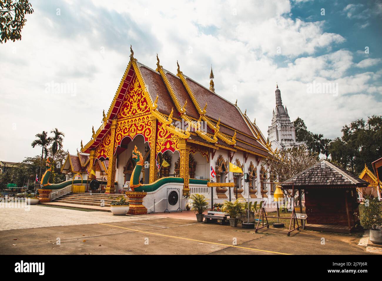 Buddhist art wat suan hi-res stock photography and images - Alamy