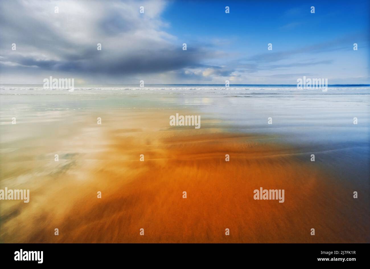 Sandy storm sea hi-res stock photography and images - Alamy