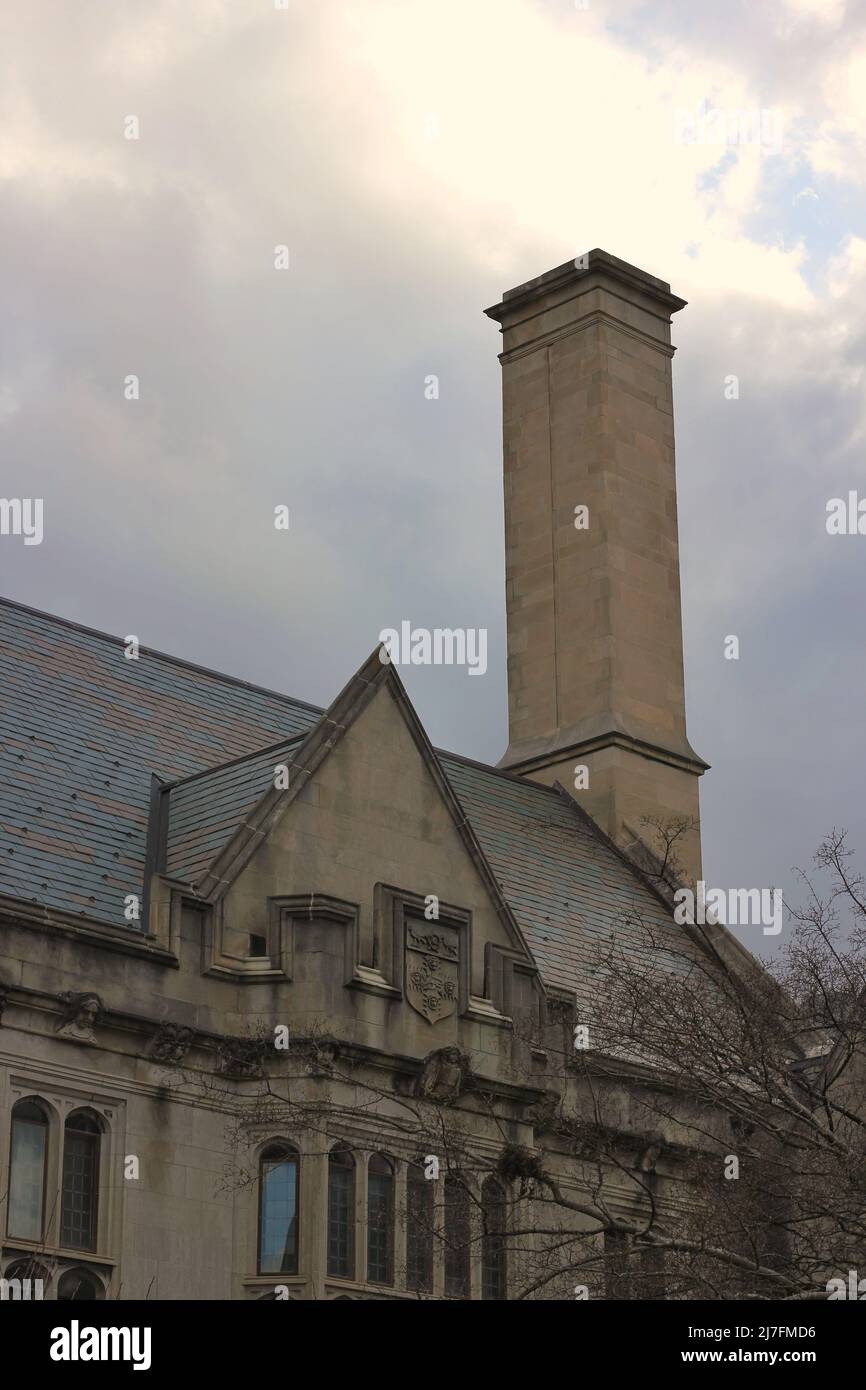 Traditional colonial building with a brick chimney Stock Photo - Alamy