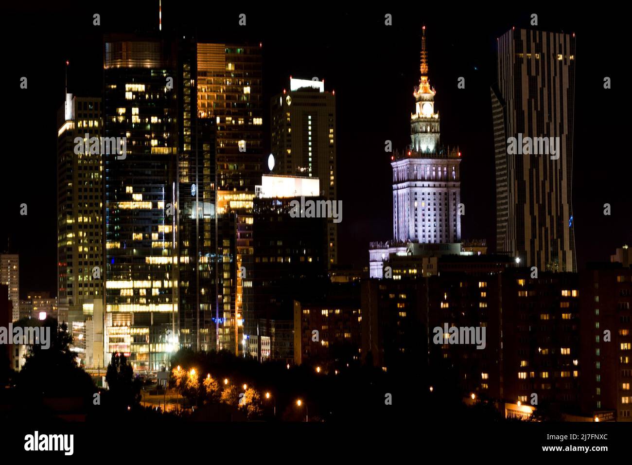 Night view of warsaw hi-res stock photography and images - Alamy