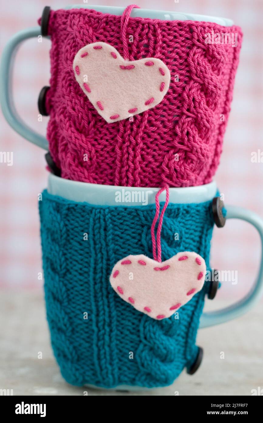 Two blue cups hi-res stock photography and images - Alamy