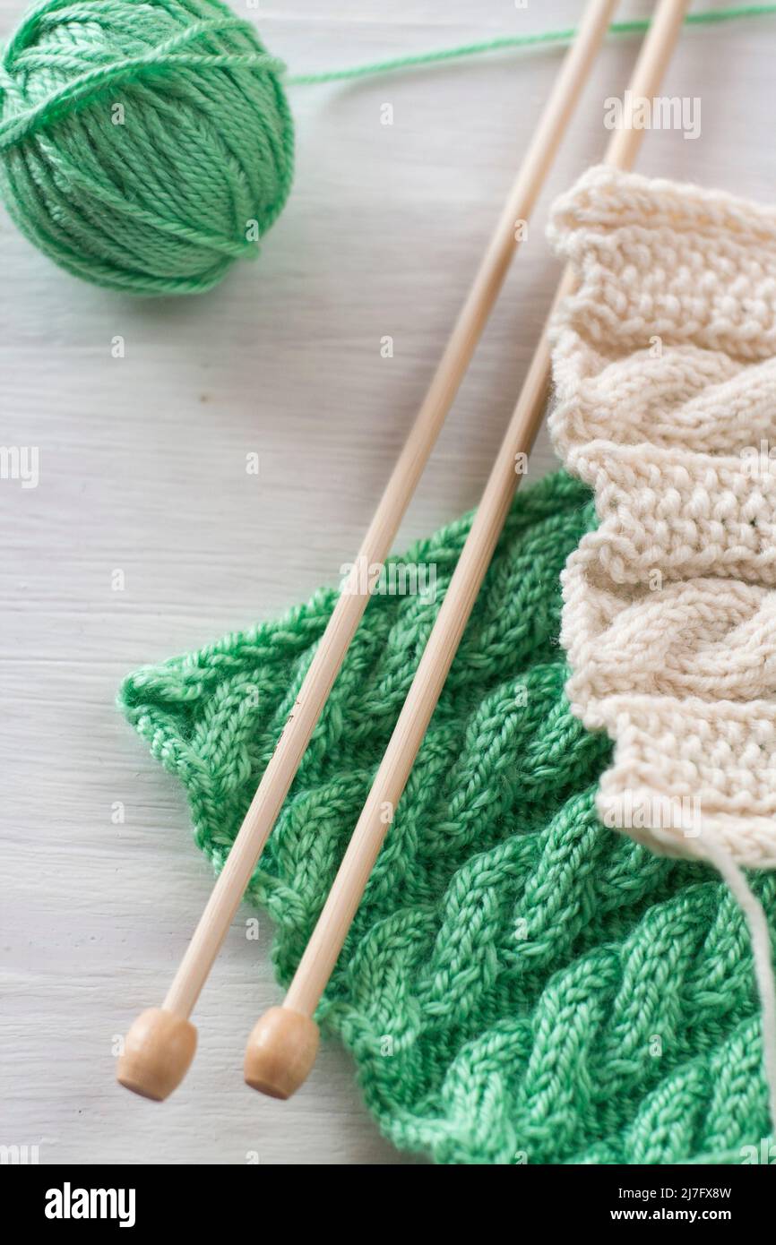 Knitting needles tool hobby hi-res stock photography and images - Alamy