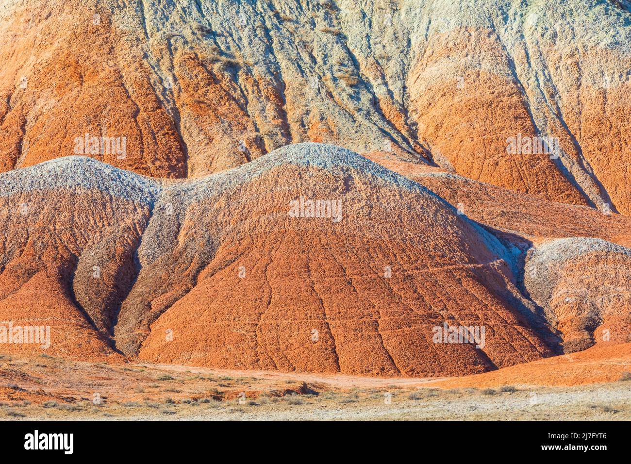 Striped red mountains panoramic hi-res stock photography and images - Alamy