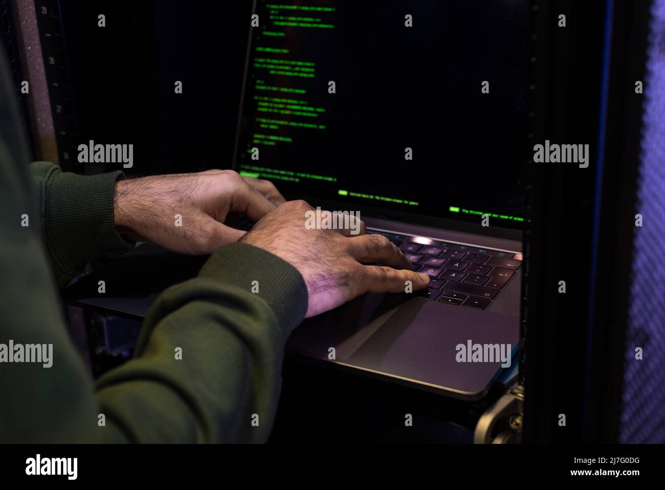Code programmer hi-res stock photography and images - Alamy
