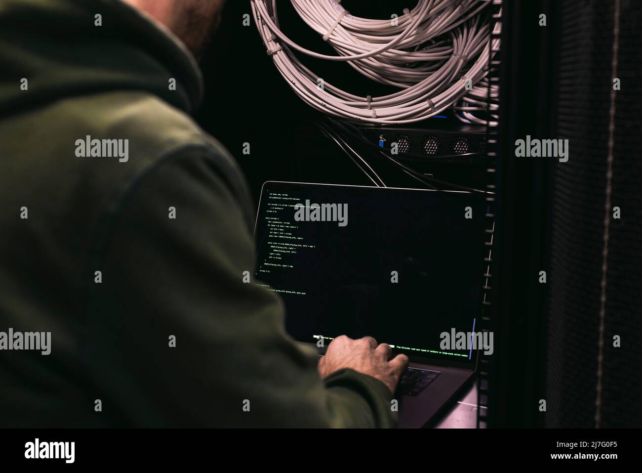 Server room laptop hi-res stock photography and images - Alamy