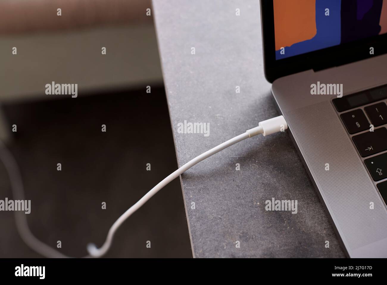 Laptop cable hi-res stock photography and images - Alamy