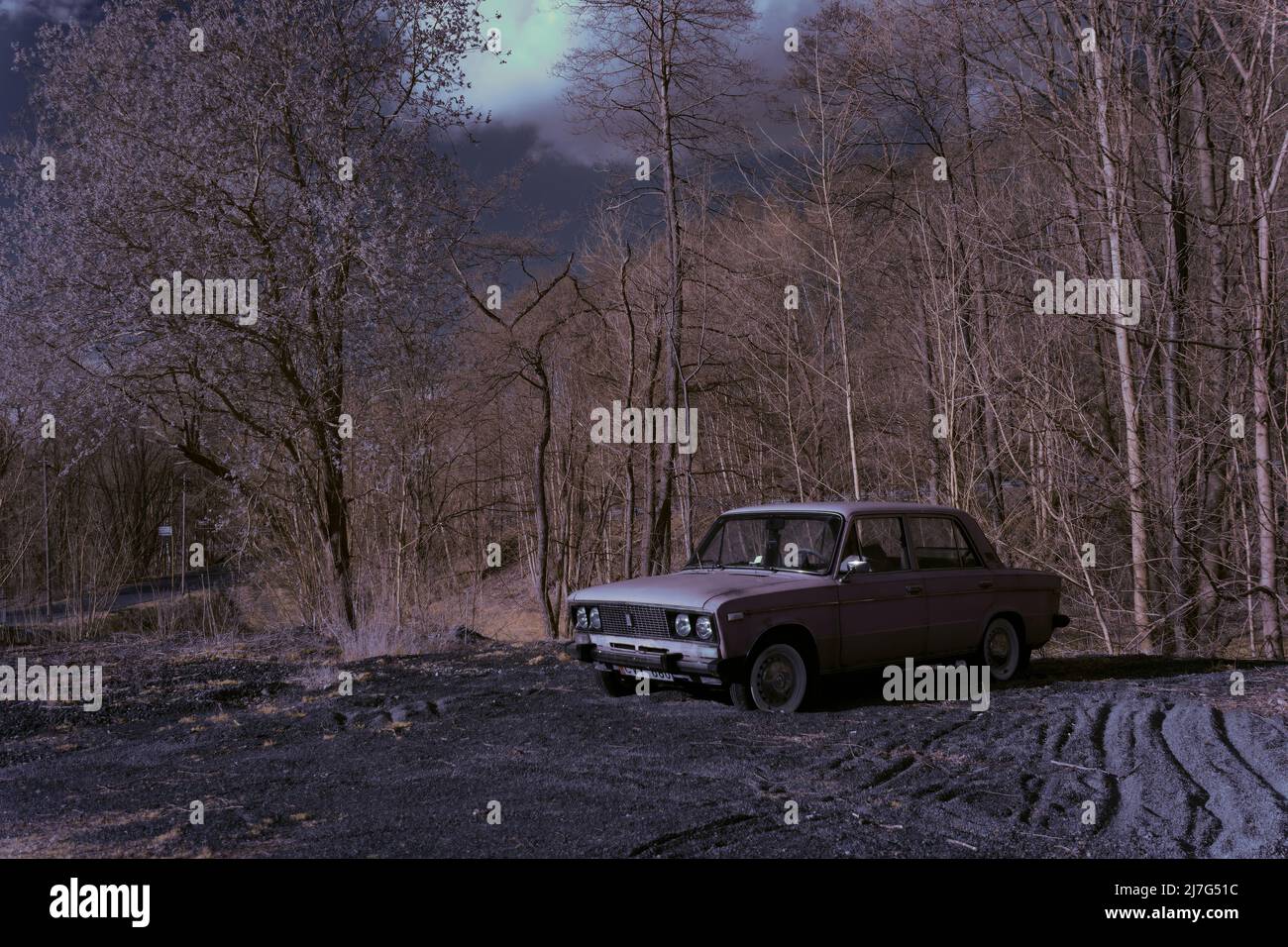 Infrared landscape with glowing white vegetation using 720nm filter ...