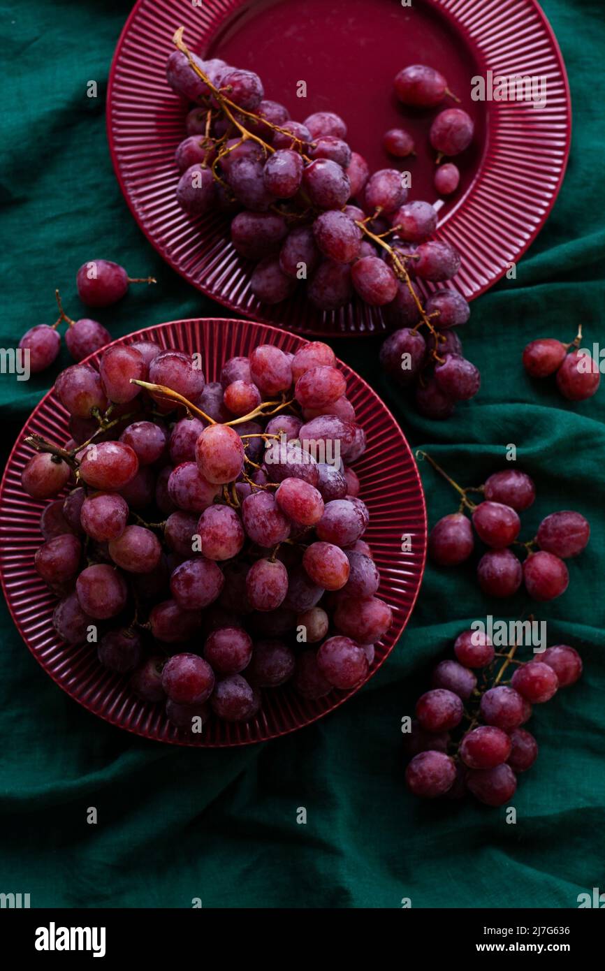 Grapes stands hi-res stock photography and images - Alamy