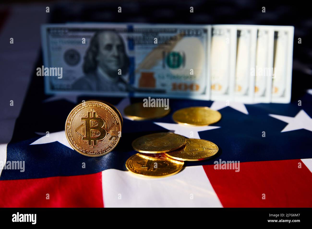 American flag bitcoin usa flag hi-res stock photography and images - Alamy