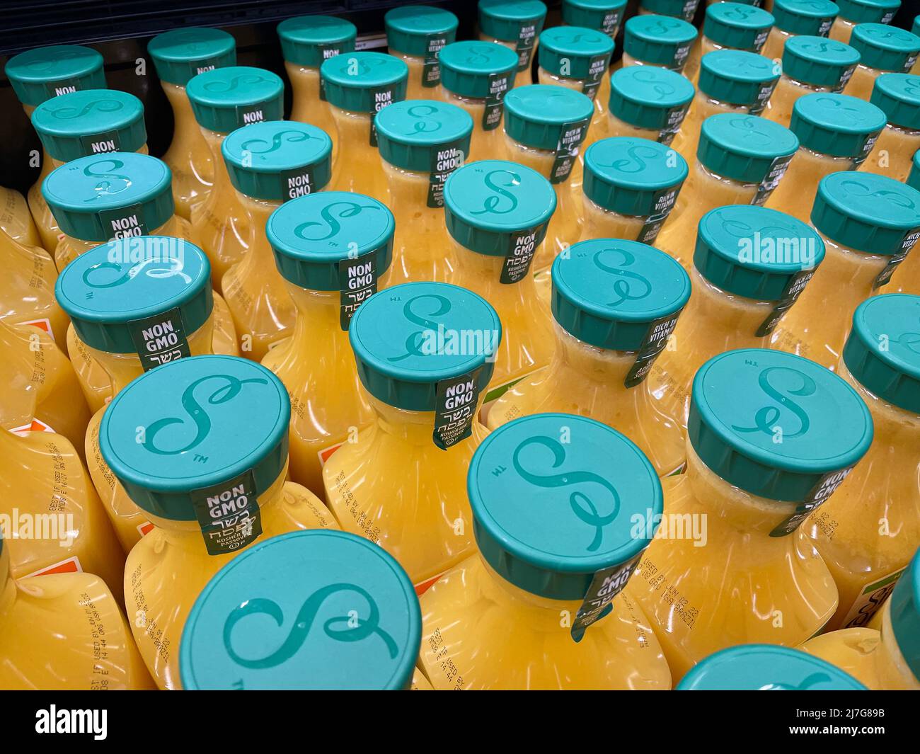 Walmart juice hi-res stock photography and images - Alamy