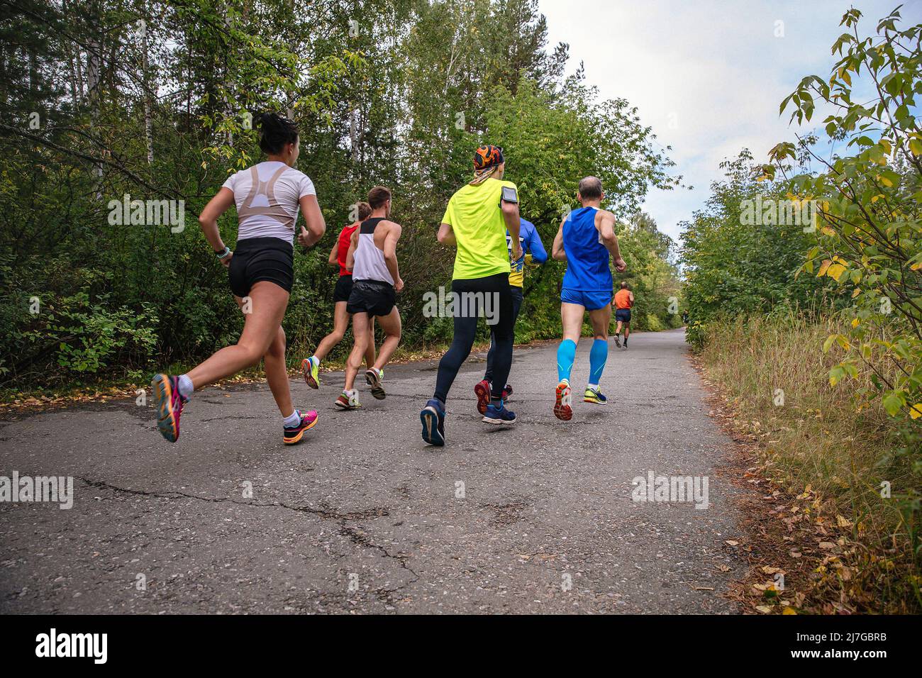Female athletes in competition hi-res stock photography and images - Alamy