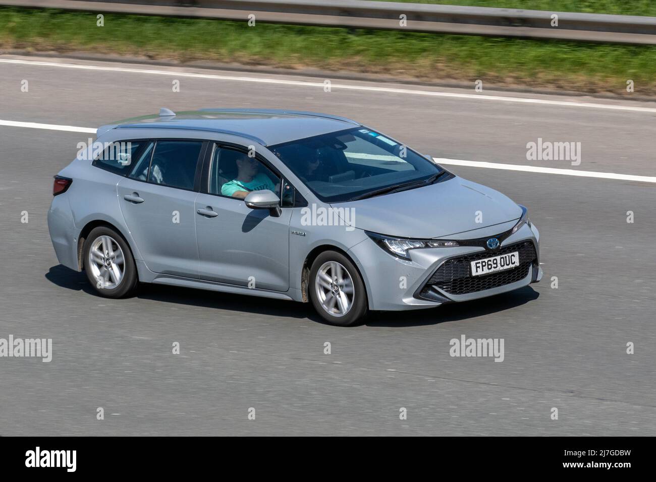 2019 toyota corolla vvt i icon tech hatchback petrol hi-res stock ...