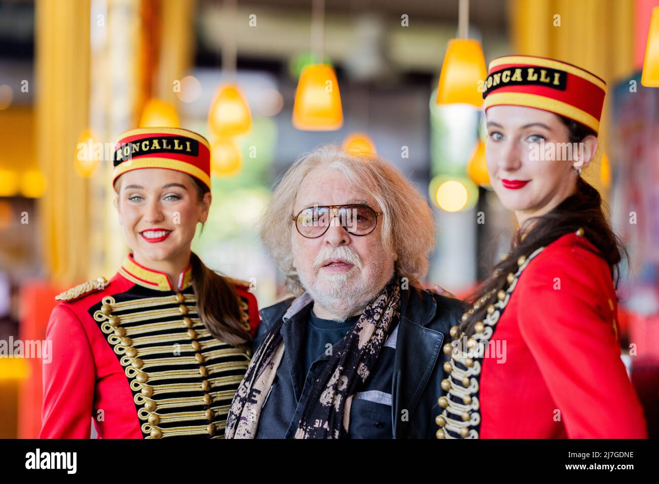 Duesseldorf, Germany. 09th May, 2022. Bernhard Paul, Austrian circus ...