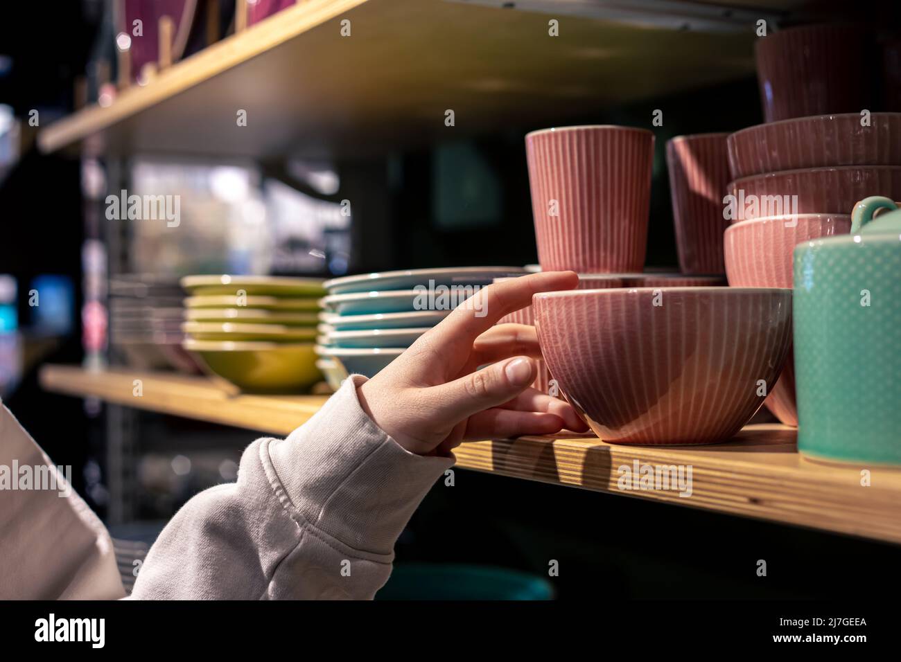 Display of vintage ceramics on a shelf hi-res stock photography and ...