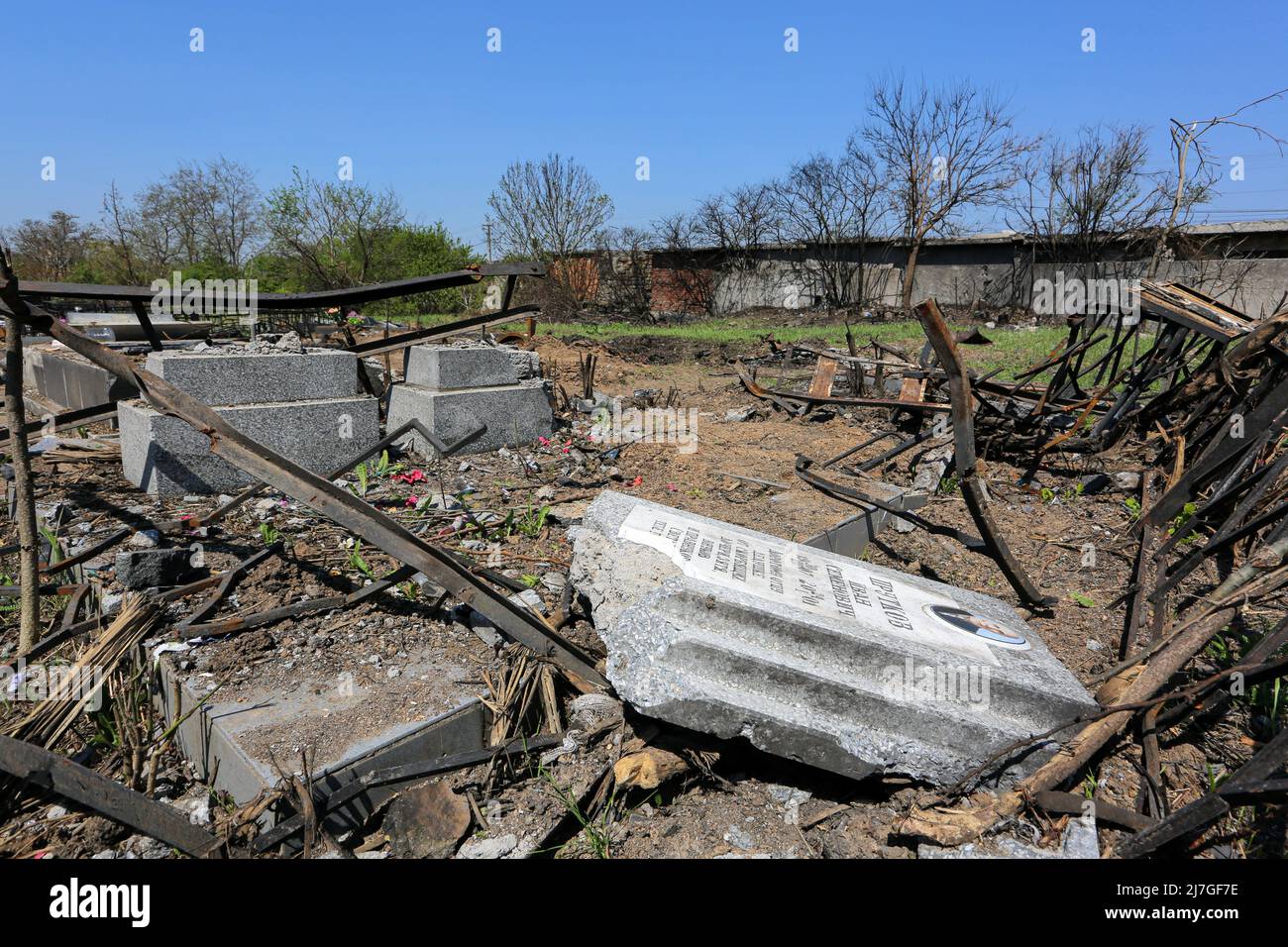 Destroyed monuments in the cemetery during the Russia-Ukraine war ...