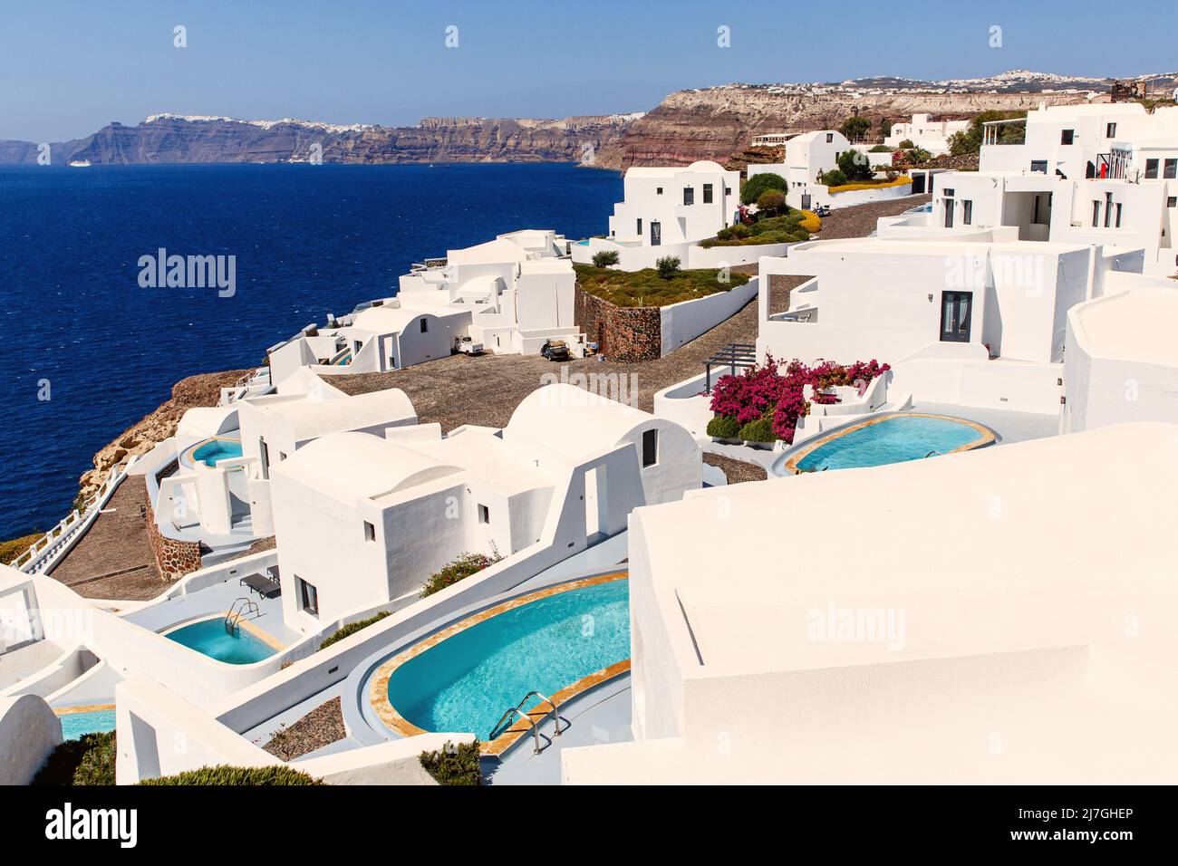 Greek architecture - small traditional white houses on the coastal ...