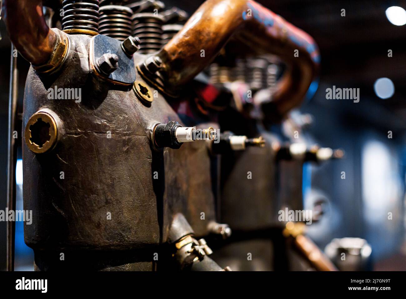 Exposed engine maintenance hi-res stock photography and images - Alamy