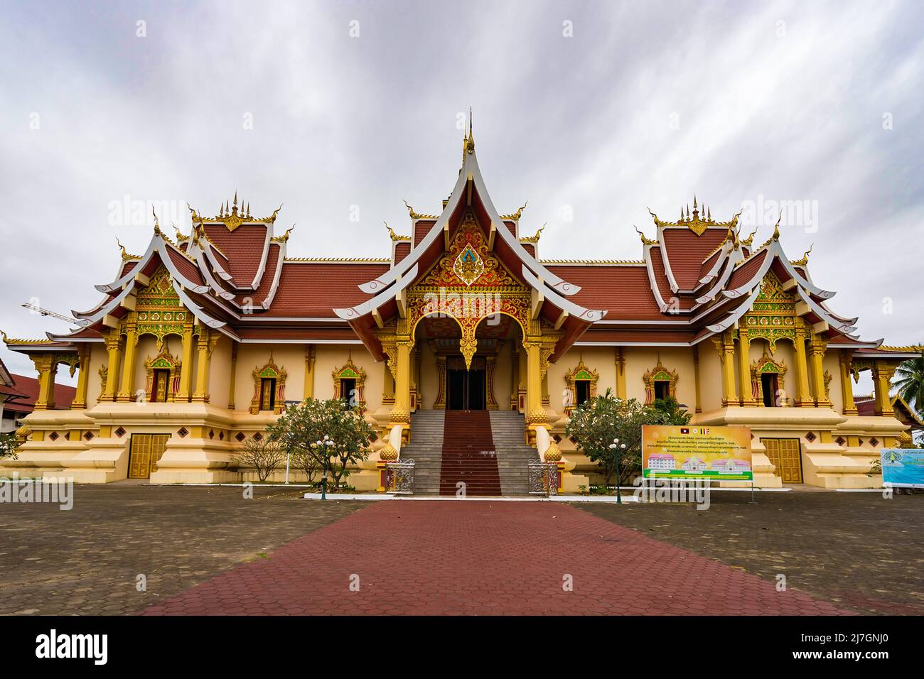 Pha That Luang pagoda in Laos Stock Photo - Alamy
