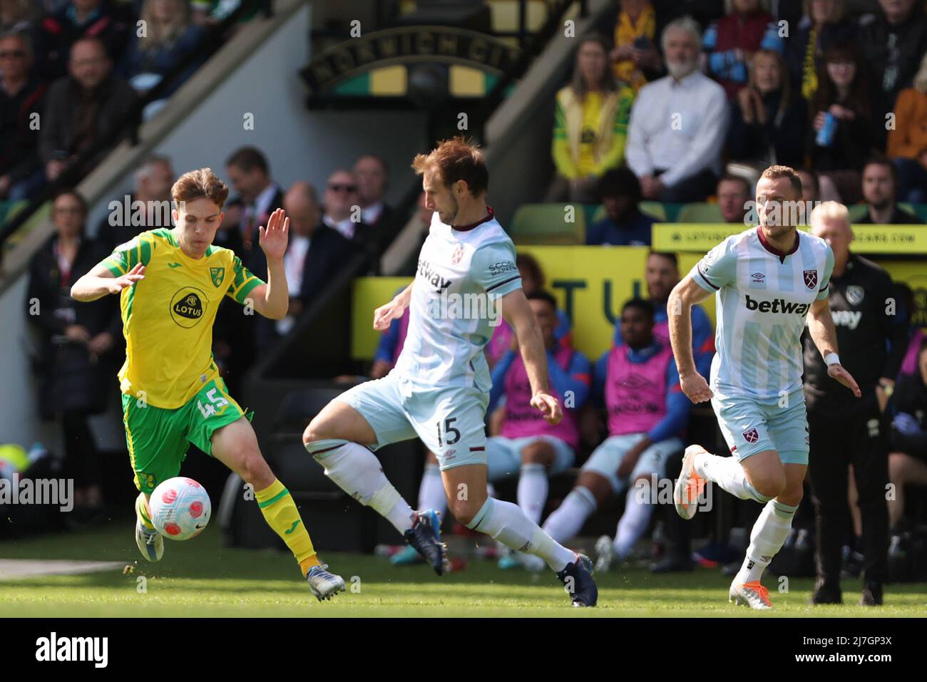 Tony springett hi-res stock photography and images - Alamy