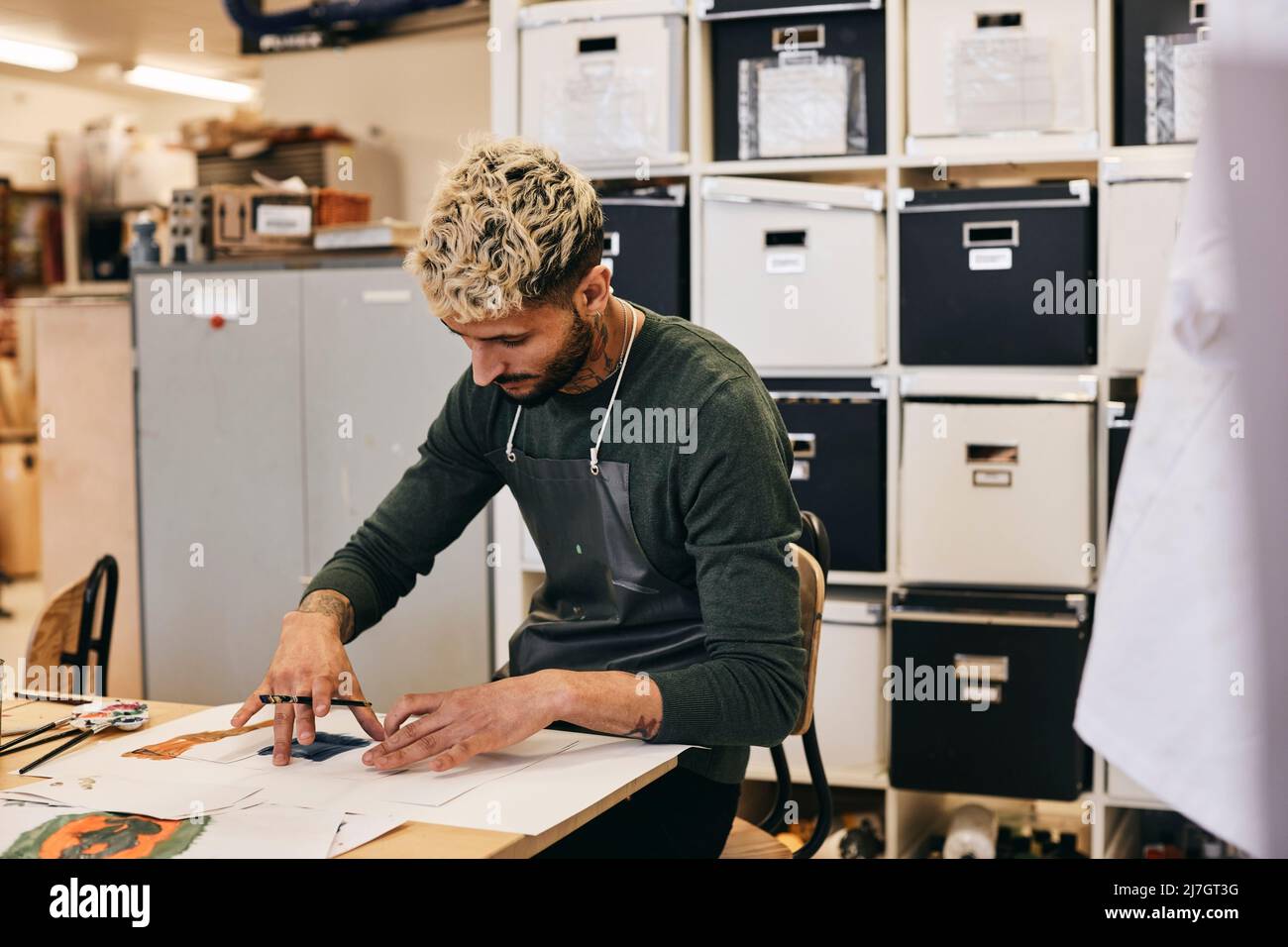 Practicing painting hi-res stock photography and images - Alamy