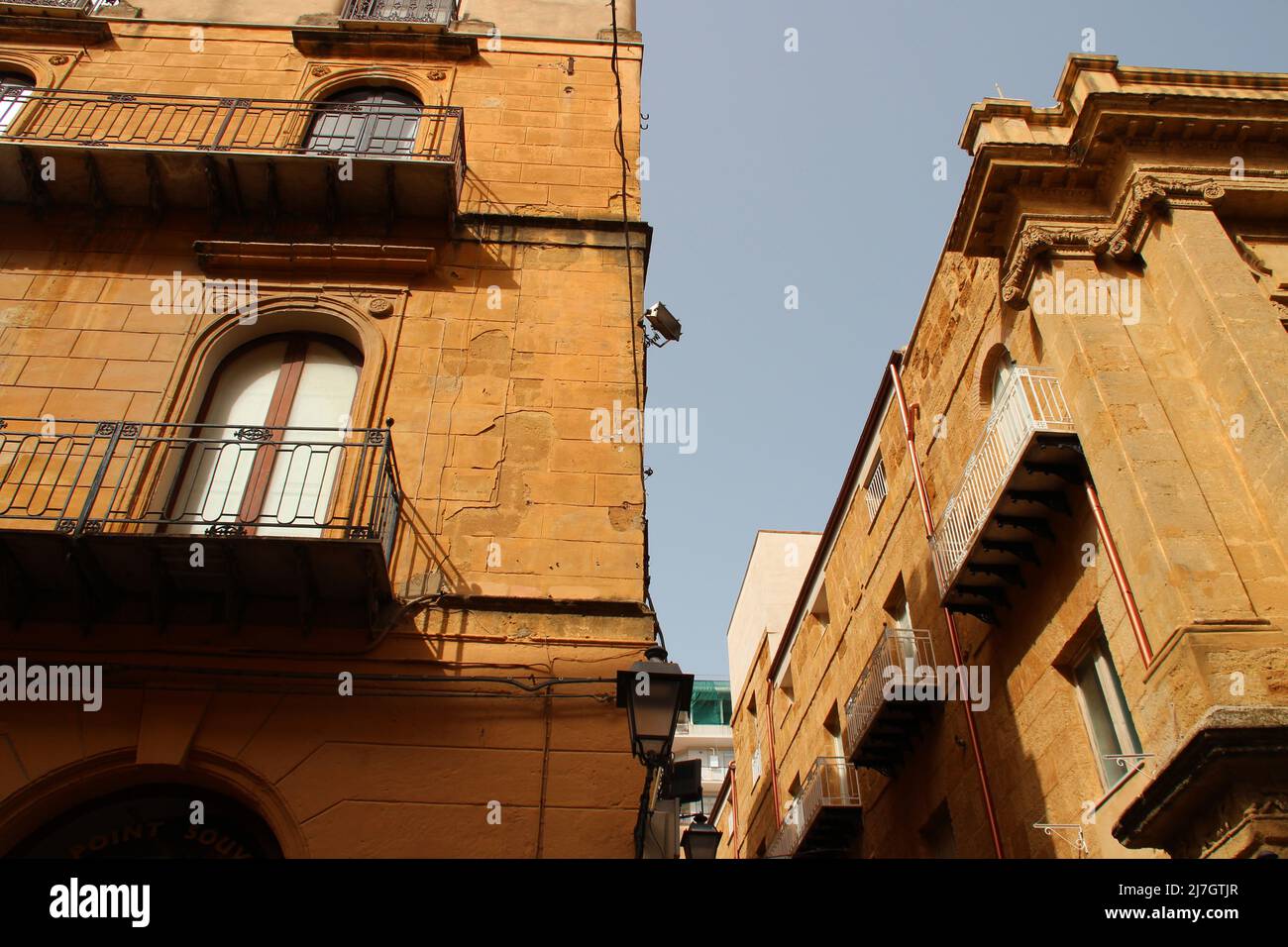 ancient flat buildings in agrigento in sicily (italy Stock Photo - Alamy