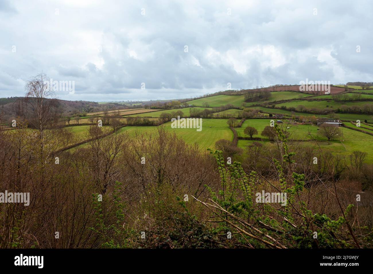 Devon valley hills hi-res stock photography and images - Alamy