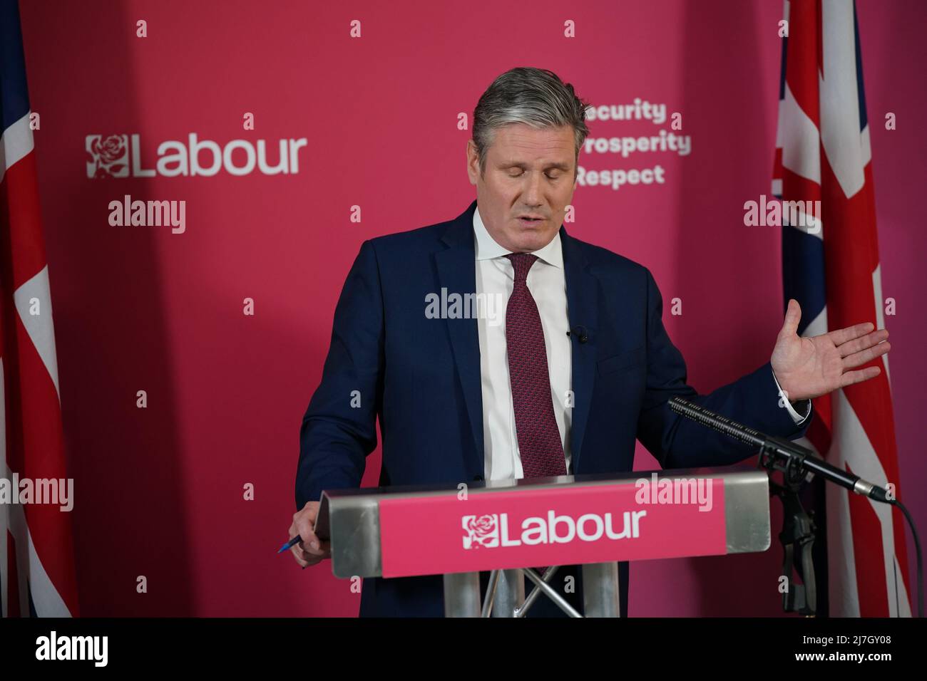 Labour leader Sir Keir Starmer makes a statement at Labour Party ...