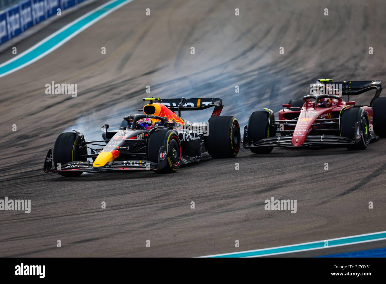 55 SAINZ Carlos (spa), Scuderia Ferrari F1-75, 11 PEREZ Sergio (mex), Red Bull Racing RB18 ...