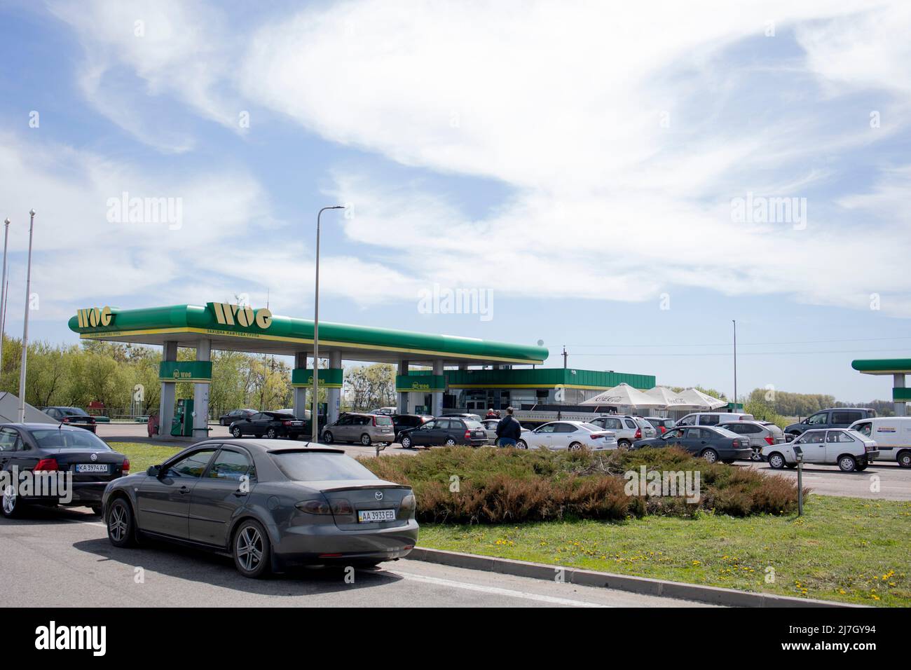 Kyiv, Ukraine. 06th May, 2022. Long queues of vehicles seen at a gas ...