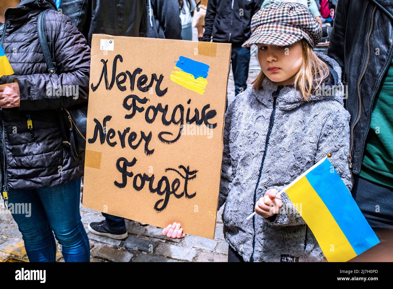 New York, New York, USA. 8th May, 2022. Never Again Rally for Ukraine ...