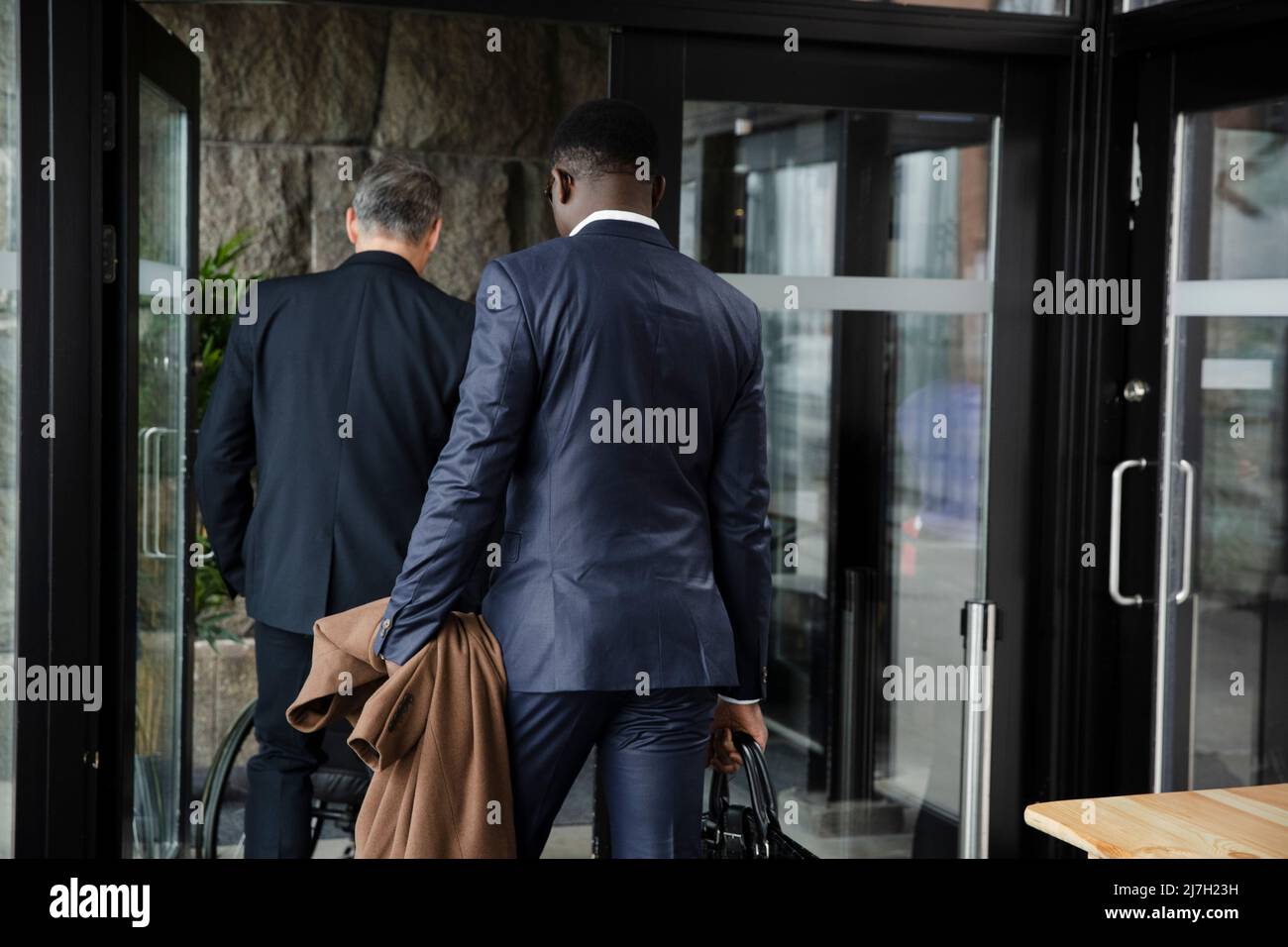 Walking conference hi-res stock photography and images - Alamy