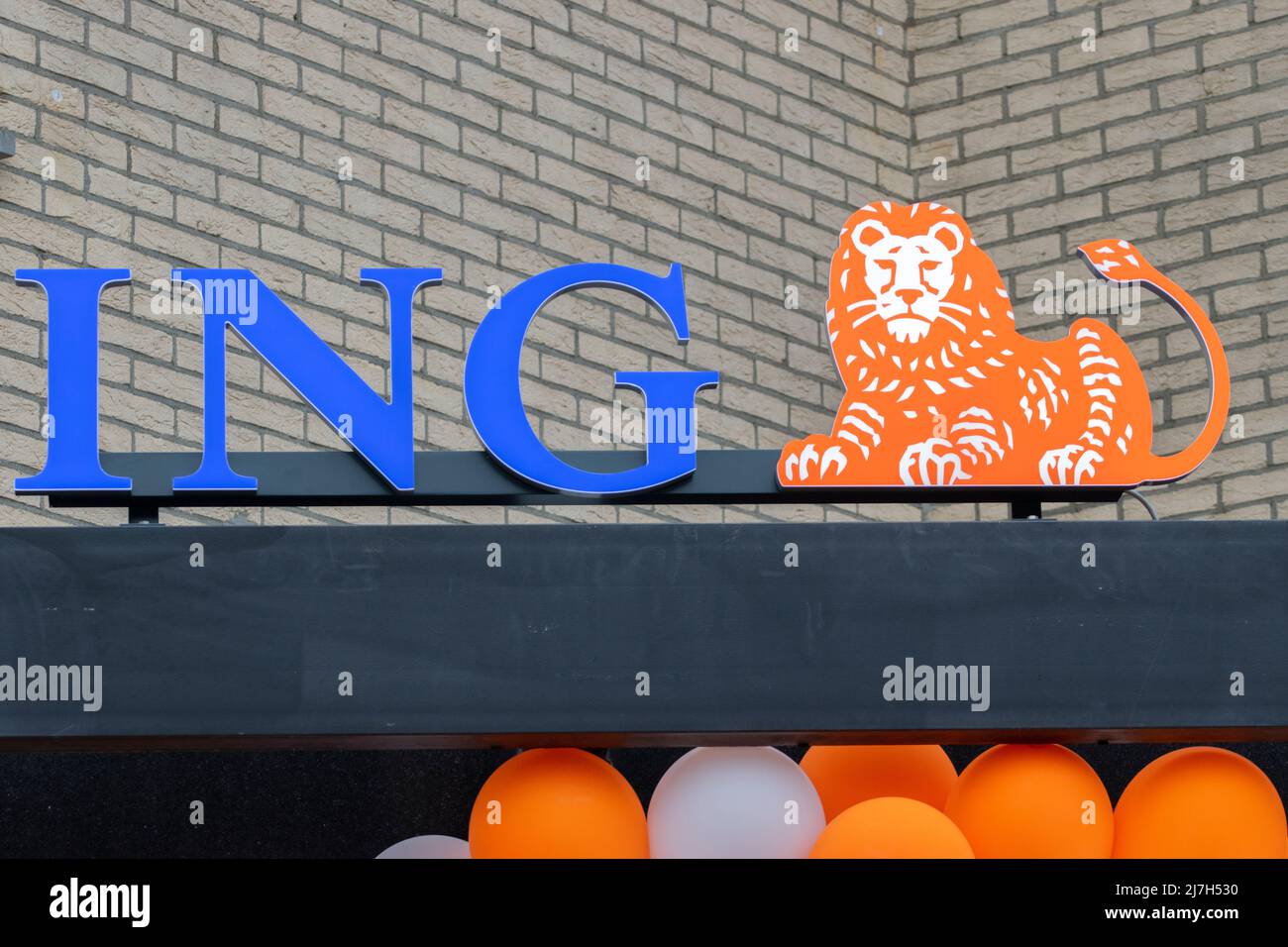 Billboard ING Bank At Amsterdam The Netherlands 3-5-2022 Stock Photo ...