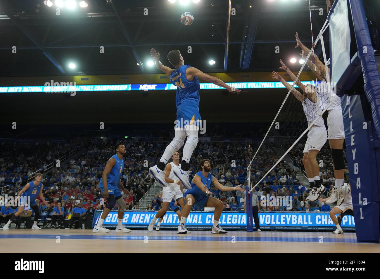 Mens miles hi-res stock photography and images - Alamy