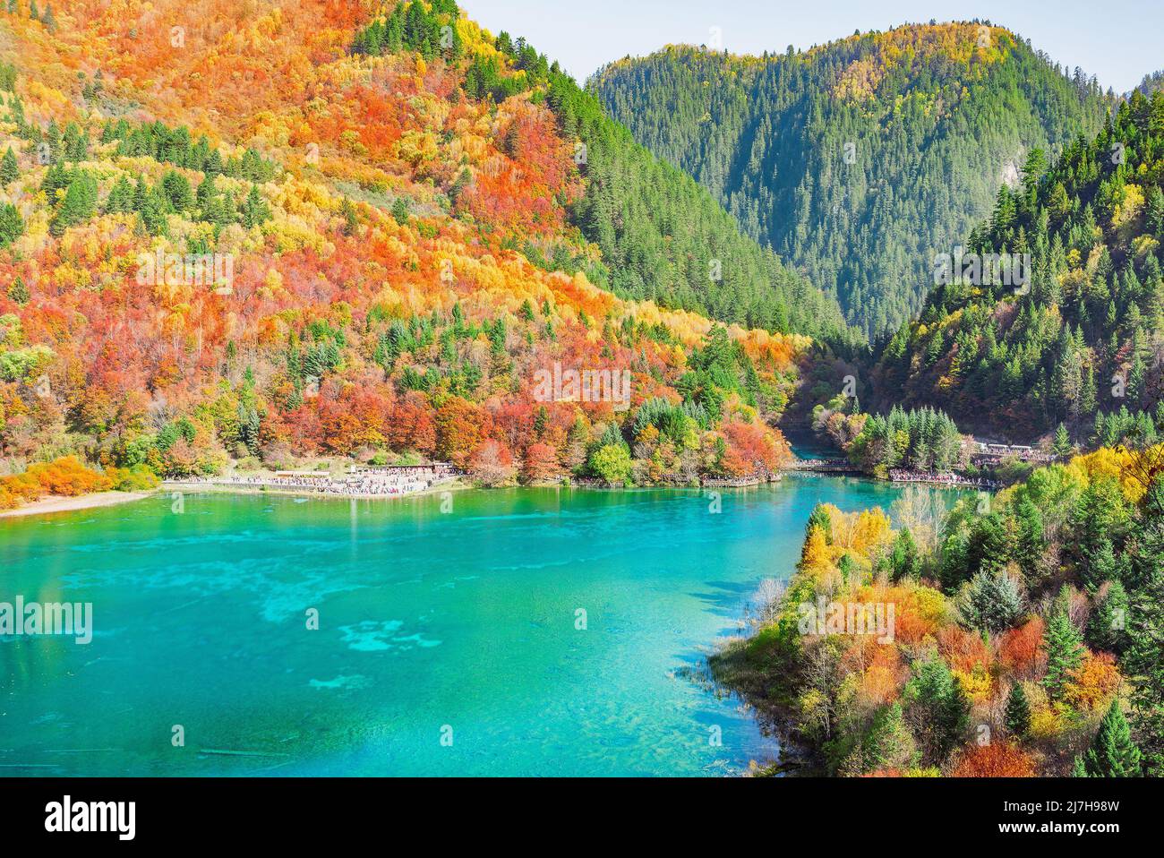Five Flower Lake at autumn time. Jiuzhaigou nature reserve. Jiuzhai ...