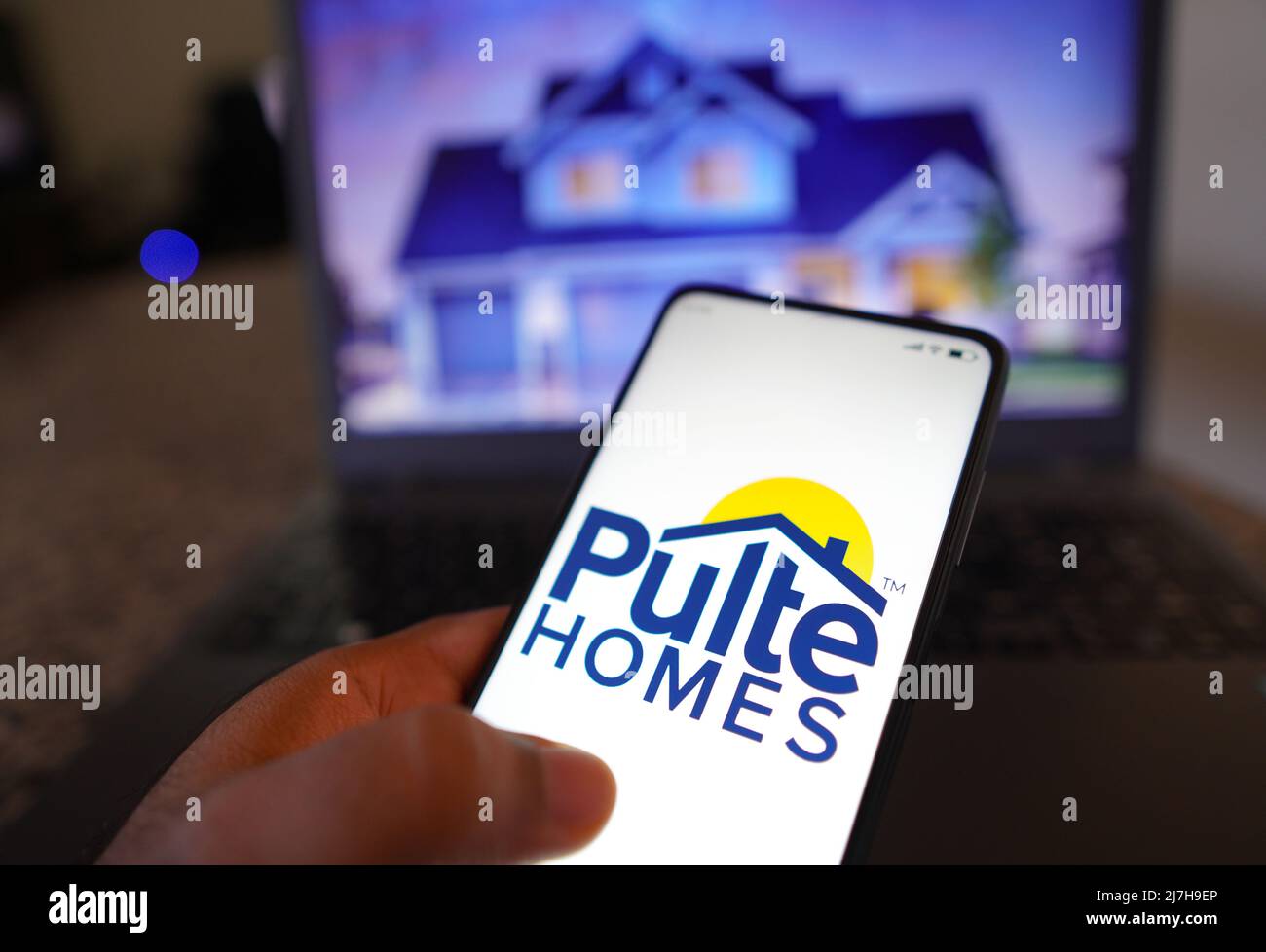 Pultegroup logo hi-res stock photography and images - Alamy