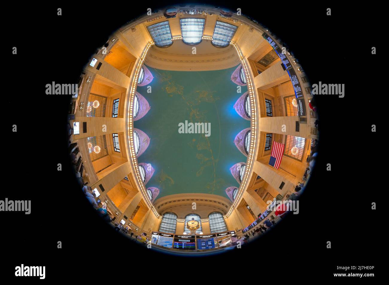 Train information counter at the Grand Central Station, New York City ...