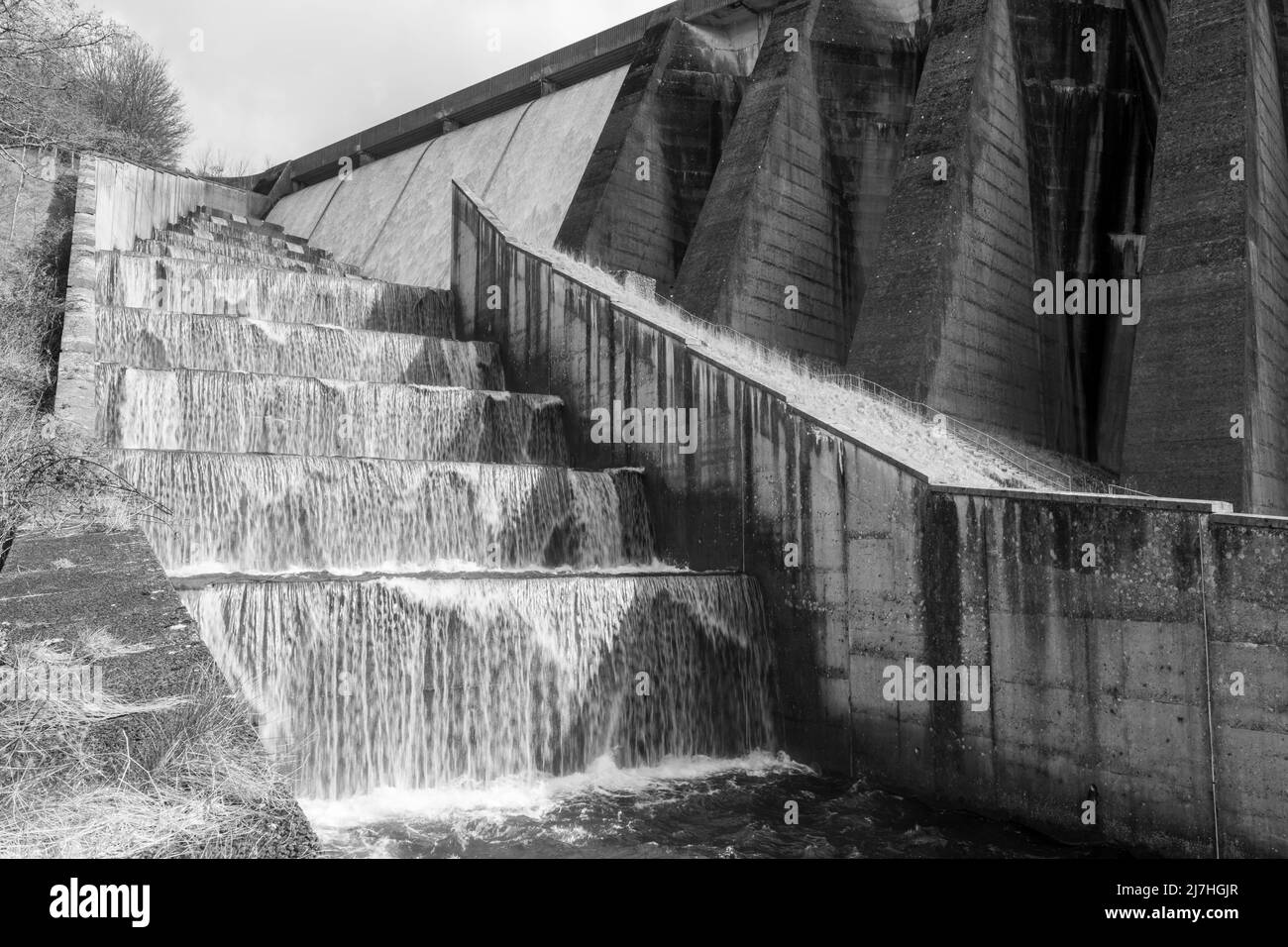Long exposure of the waterfalls flowing over Wimbleball dam in Somerset ...