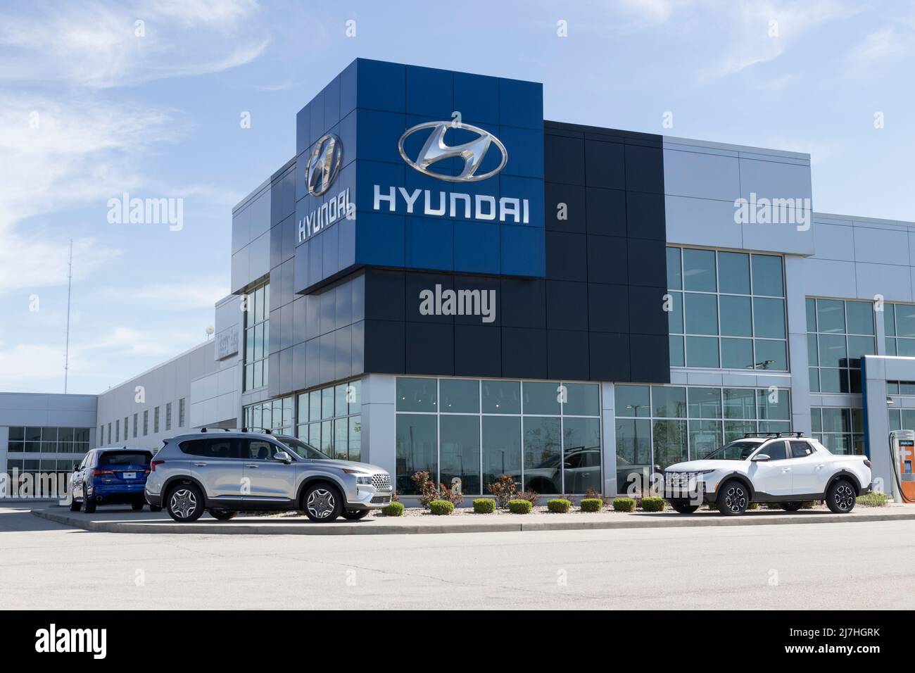 Noblesville - Circa May 2022: Hyundai Motor Company Dealership. Hyundai ...