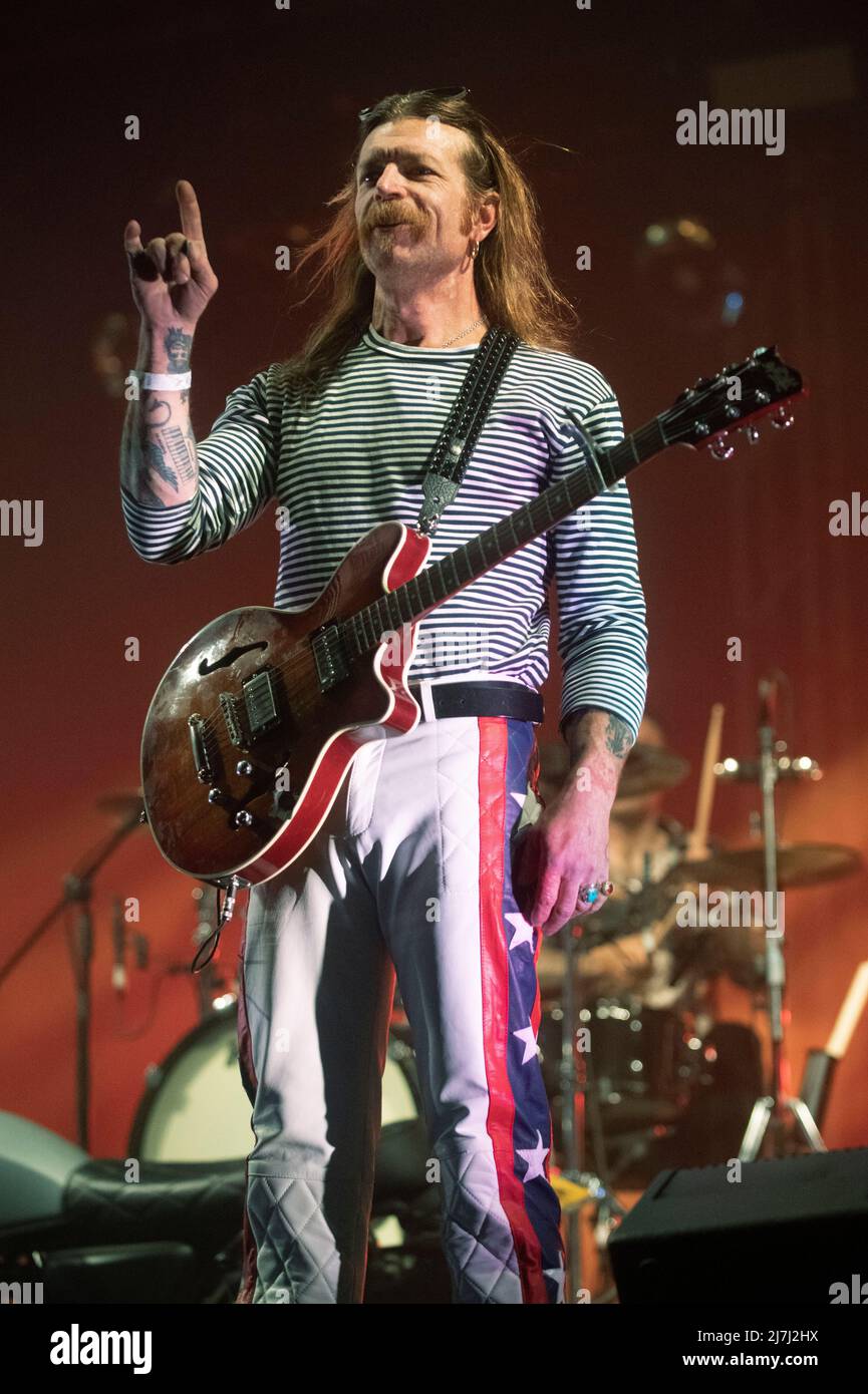 Eagles Of Death Metal perform the only UK show at the Teddy Rocks 2022 ...