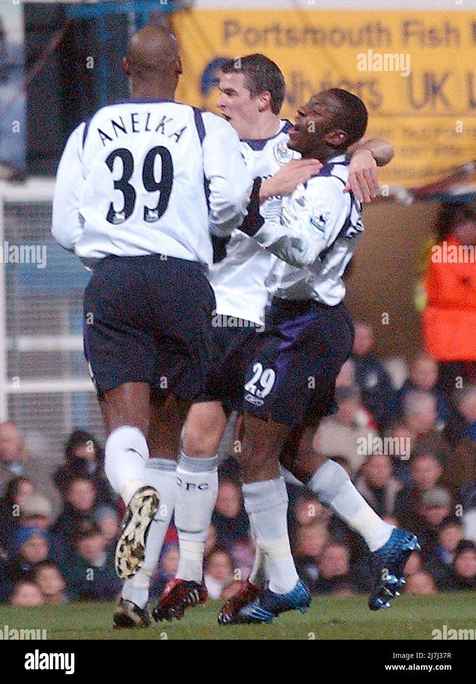 PORTSMOUTH V MAN CITY SHAUN WRIGHT-PHILLIPS SCORES FOR MANCHESTER CITY ...