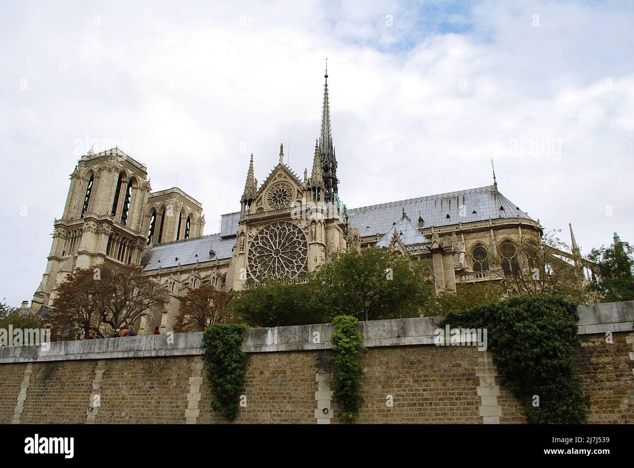 Paris France Notra Dame Cathedral, view from the river Stock Photo - Alamy