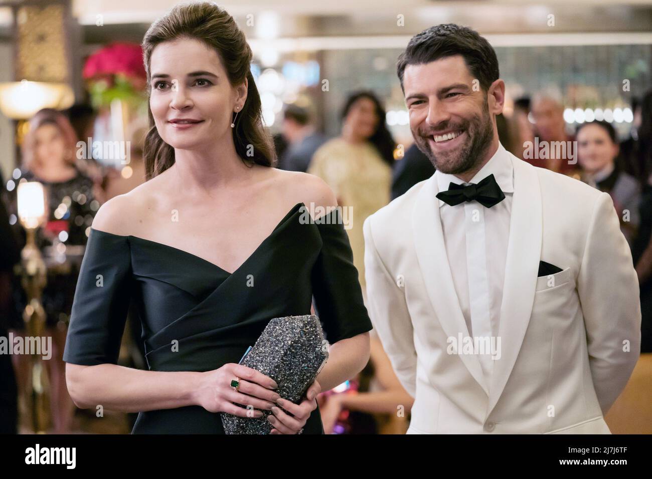 THE VALET, from left: Betsy Brandt, Max Greenfield, 2022. ph: Dan ...
