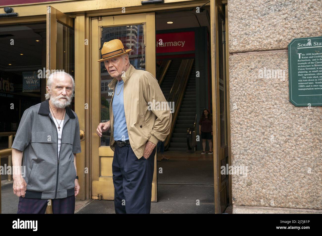 RAY DONOVAN: THE MOVIE, from left: David Patrick Kelly, Jon Voight ...