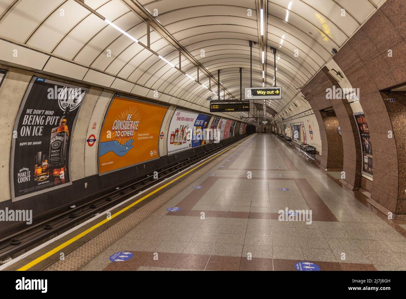 Parts of London are quiet again as the capital enters Tier 5 Lockdown ...