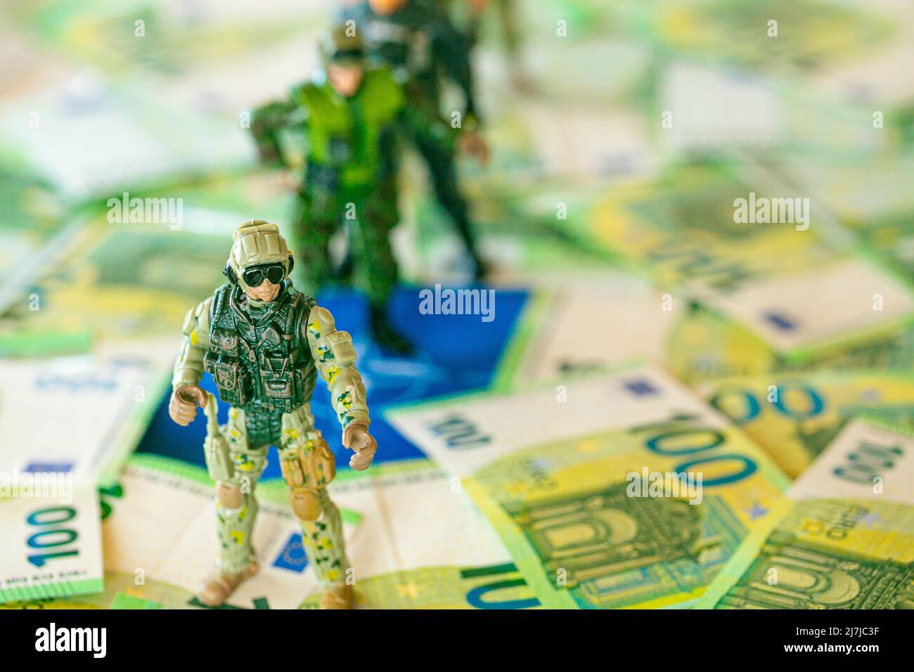 Nato expenses hi-res stock photography and images - Alamy
