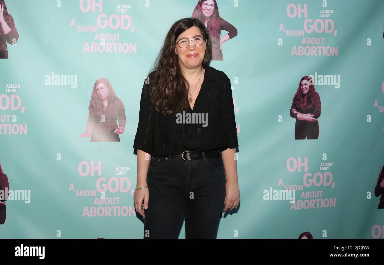 New York, USA, 09/05/2022, Alison Leiby arrives at the Opening Night ...