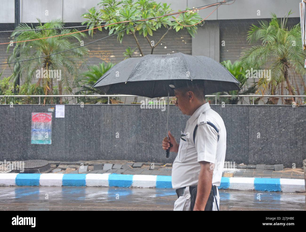 Orissa cyclone hi-res stock photography and images - Alamy