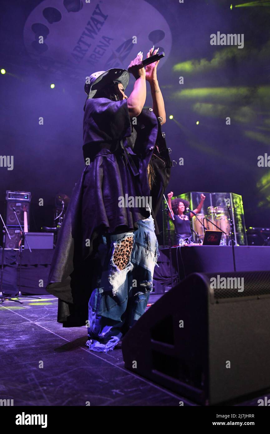 May 8, 2022, Norfolk, Virginia, USA: LEELA JAMES rocks at the Chartway ...