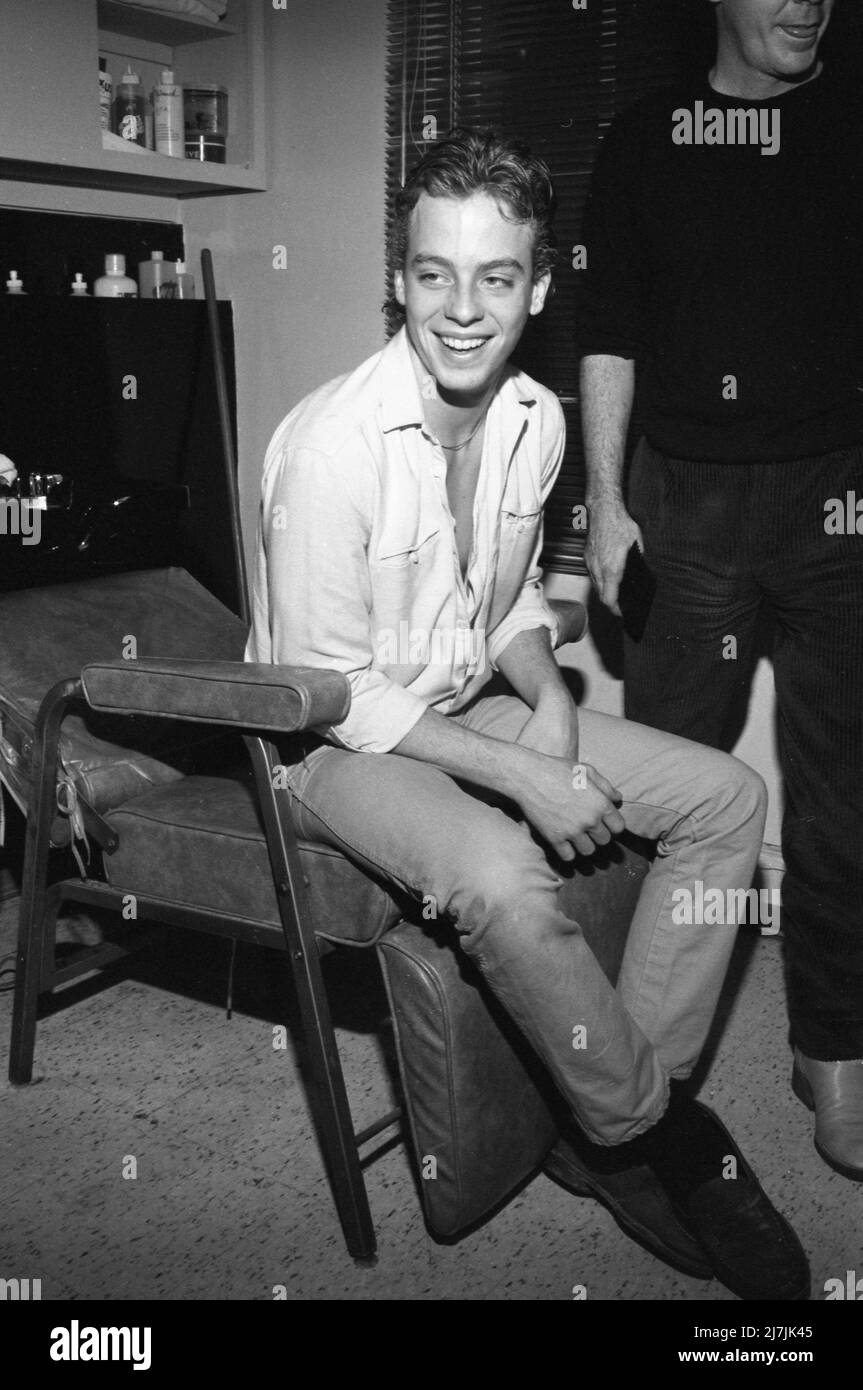 Leif Garrett gets his haircut for a film role in the movie Longshot by ...